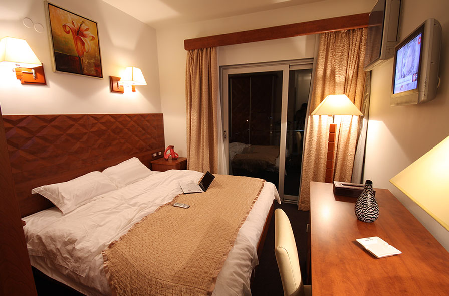 Plasma Hotel | Vip Suites